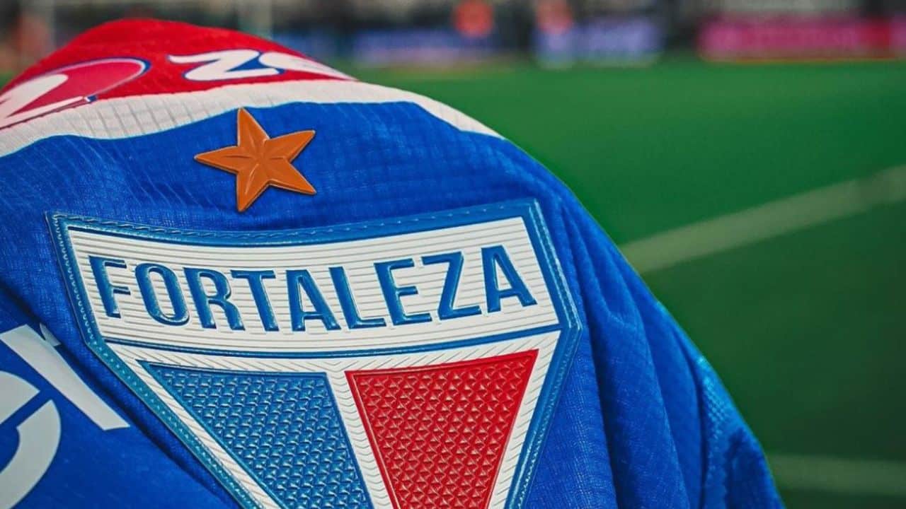 Record tem novo horário para futebol aos domingos | Além da Tela